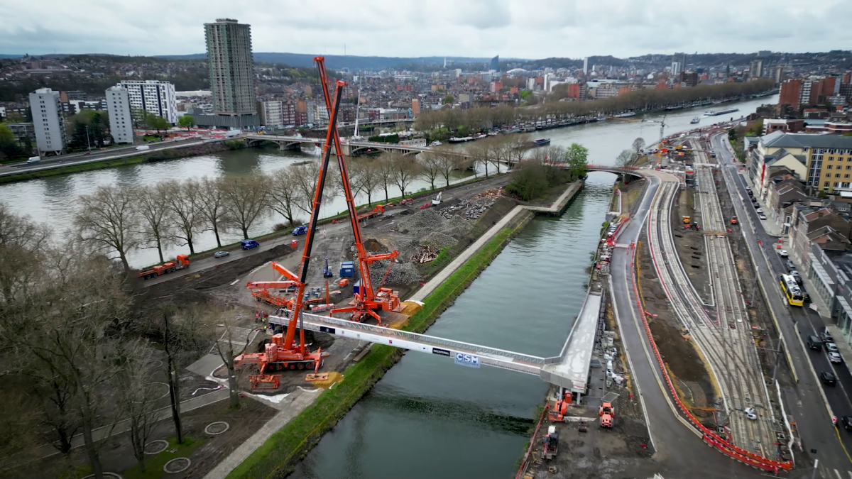 La Passerelle des Reflets, le lien entre l'écoquartier Rives Ardentes ...